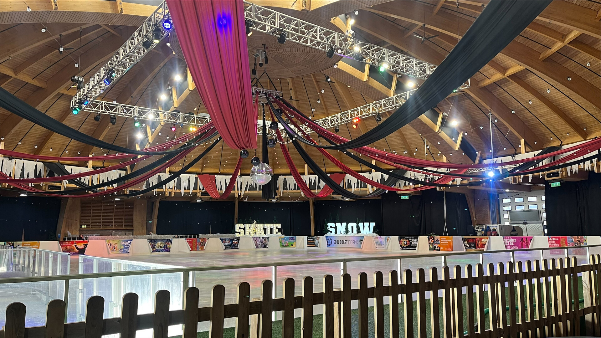 South Coast’s largest indoor seasonal ice rink reopens at Bournemouth ...
